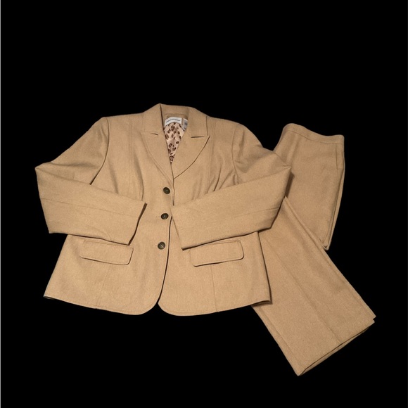 Alfred Dunner | Pants & Jumpsuits | Alfred Dunner Khaki Pants Suit ...